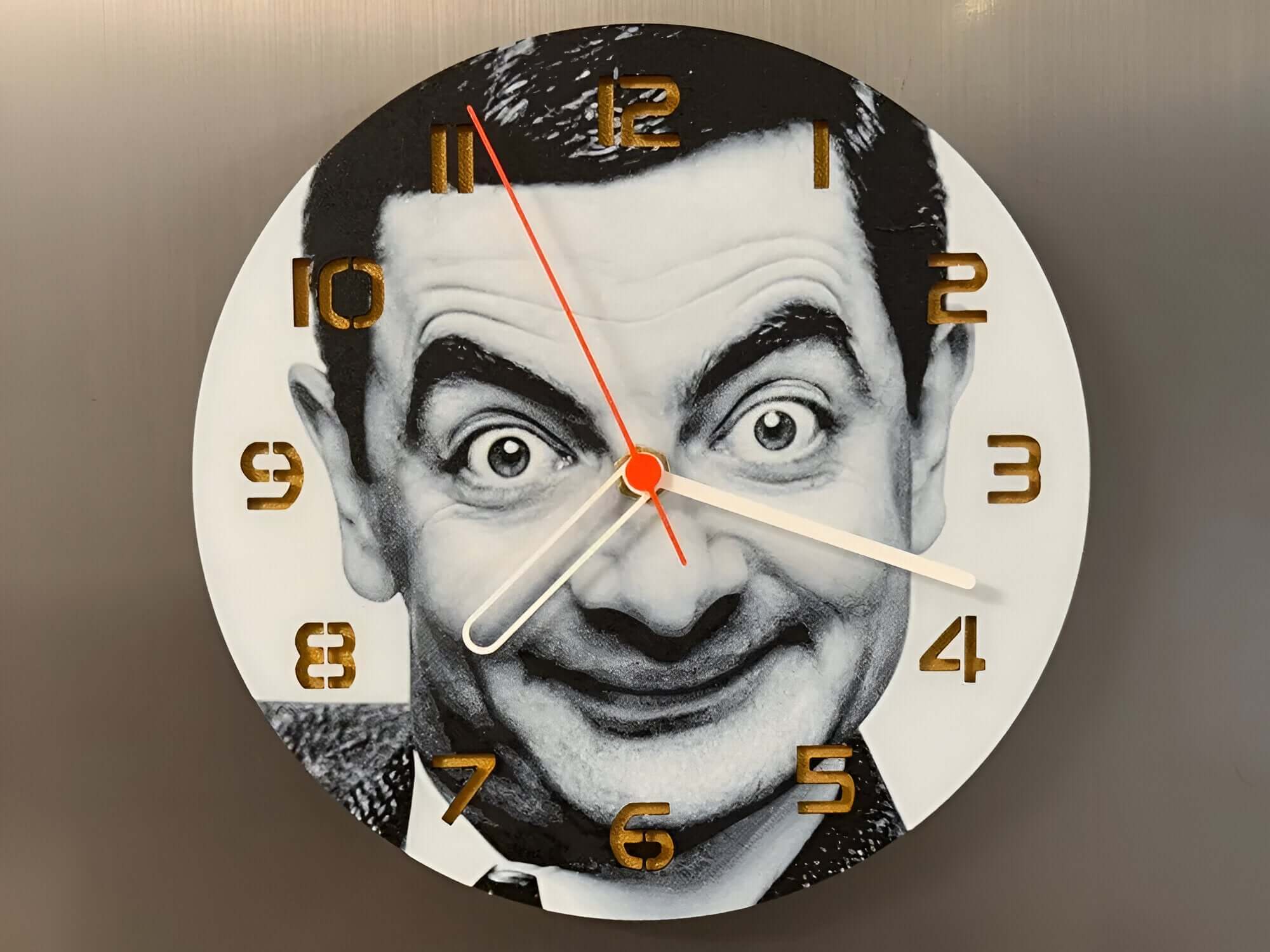 Mr. Bean LED Uhr – Kult-Comedy Edition mit Licht & Witz – FPH-3D ...